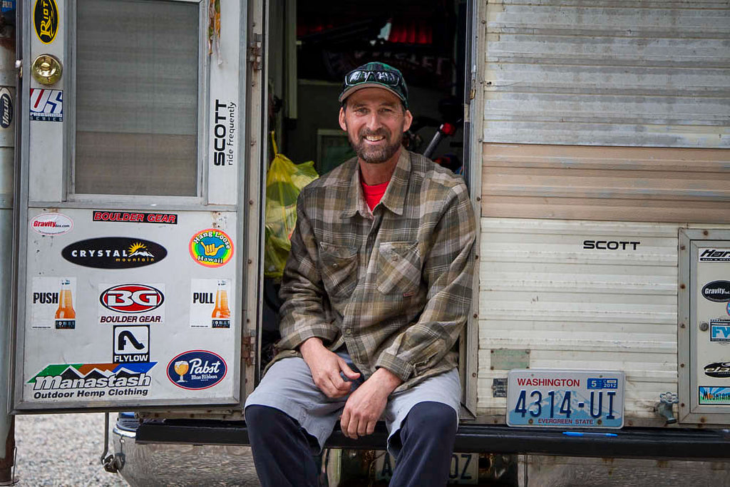 Remembering Freeskiing Legend Jim Jack – Flylow Gear